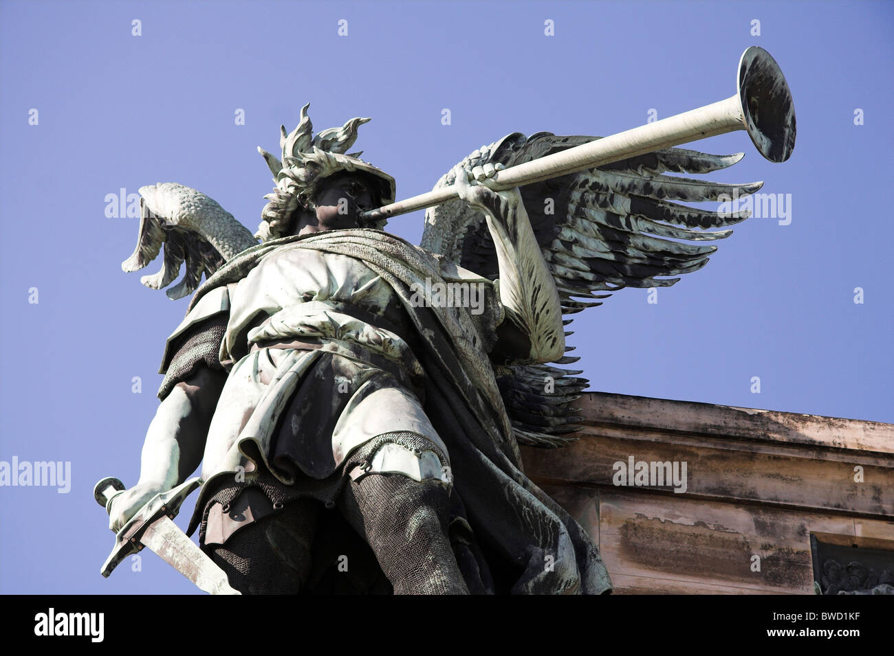 War Memorial Angel Statue Angel Stock Photos & War Memorial Angel ...