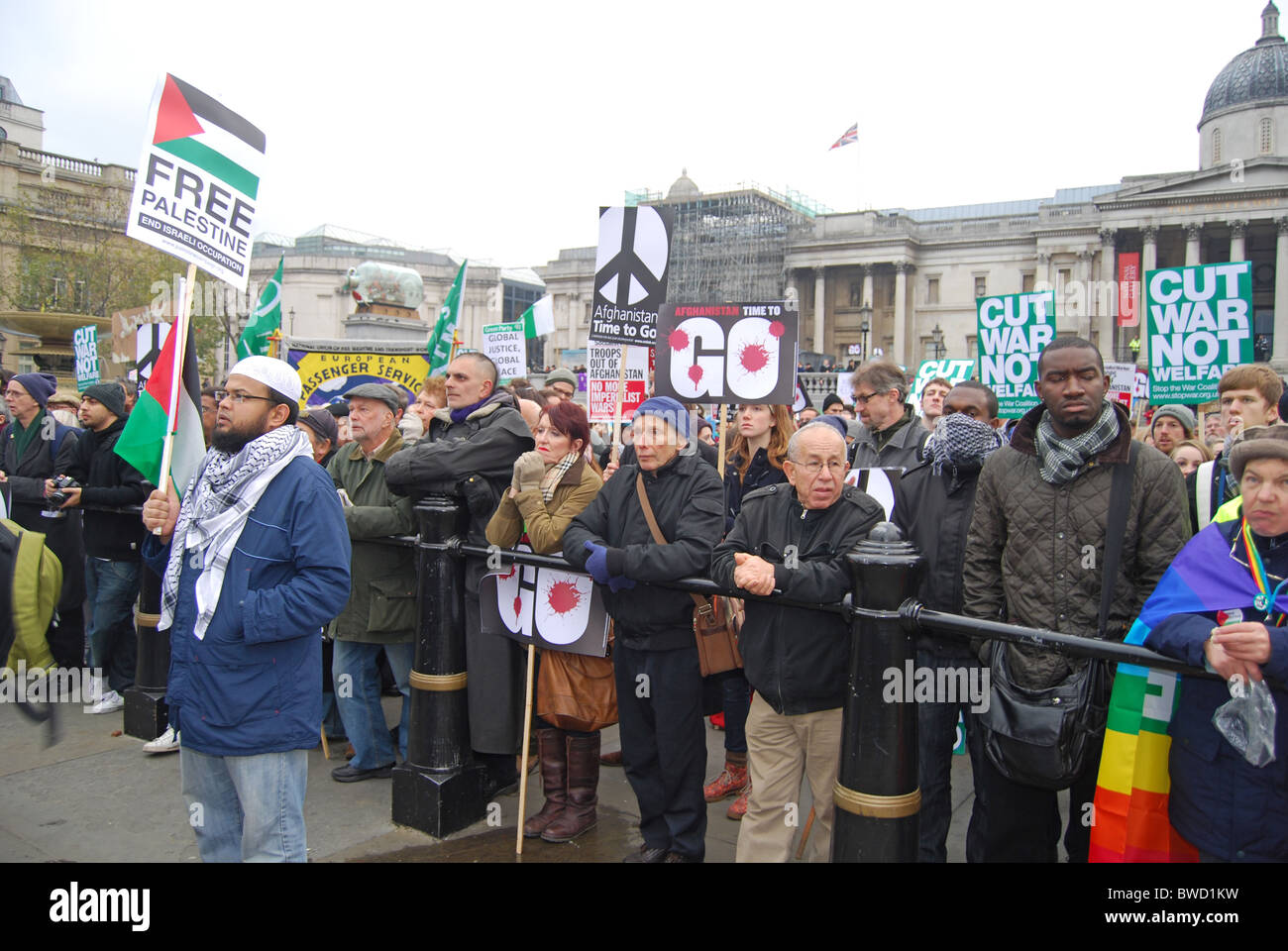 Anti war symbols hi-res stock photography and images - Alamy
