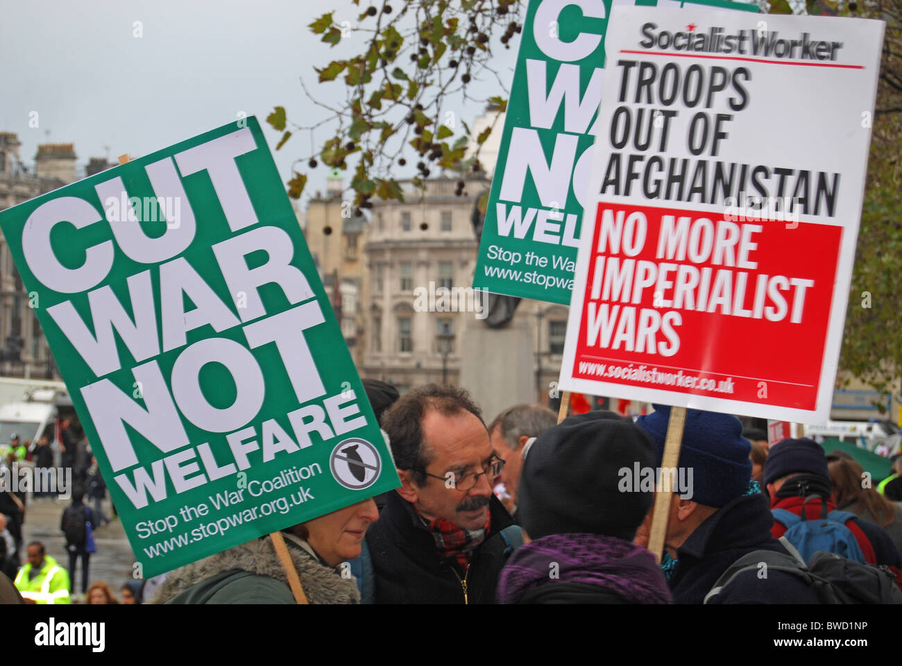 Anti war slogans hi-res stock photography and images - Alamy