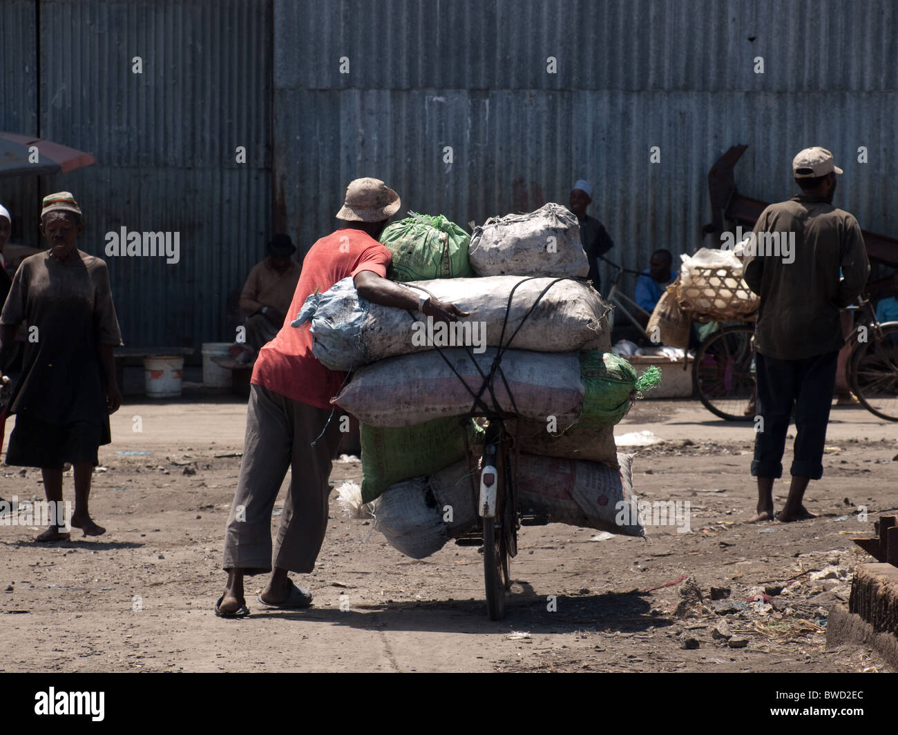 Overloaded bicycle hi-res stock photography and images - Alamy