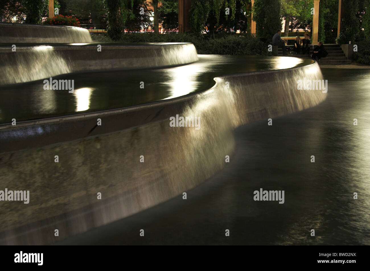 Stepped water fountain hi-res stock photography and images - Alamy