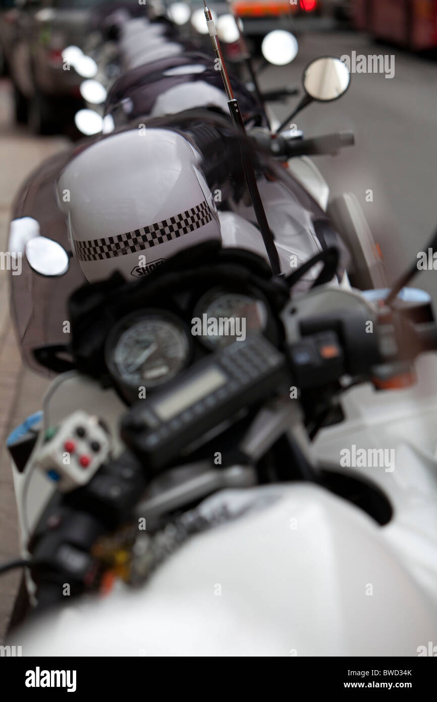 Metropolitan police motorbikes hi-res stock photography and images - Alamy