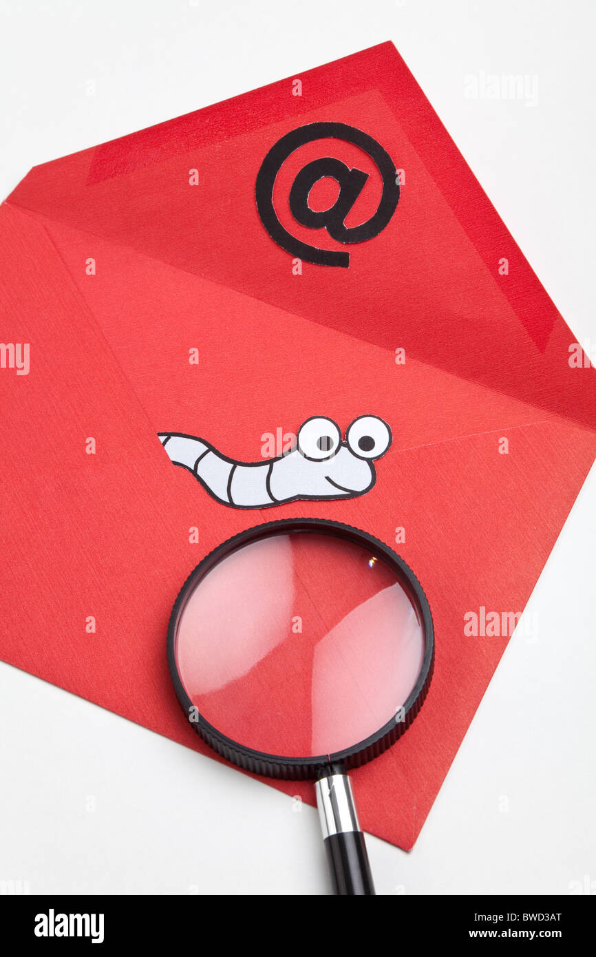 Virus magnifying glass hi-res stock photography and images - Alamy