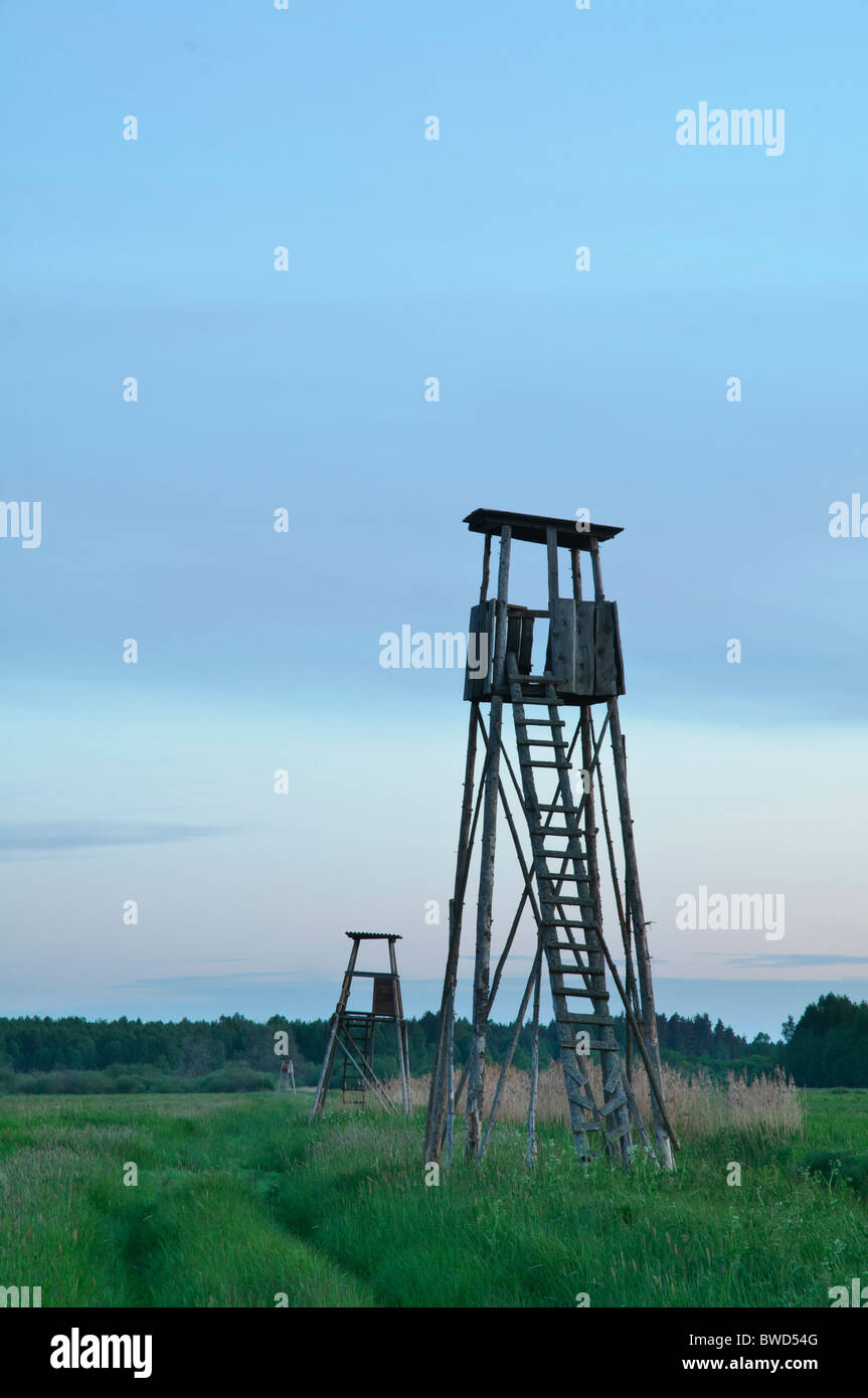 Hunting towers hi-res stock photography and images - Alamy