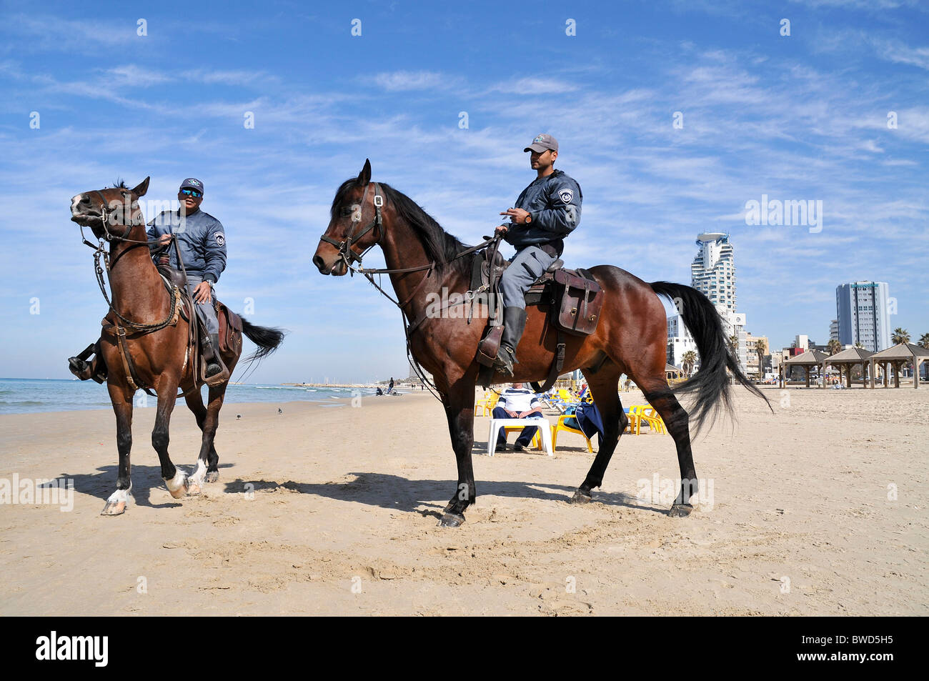 Mounted Police Patrol Stock Photos & Mounted Police Patrol Stock Images ...