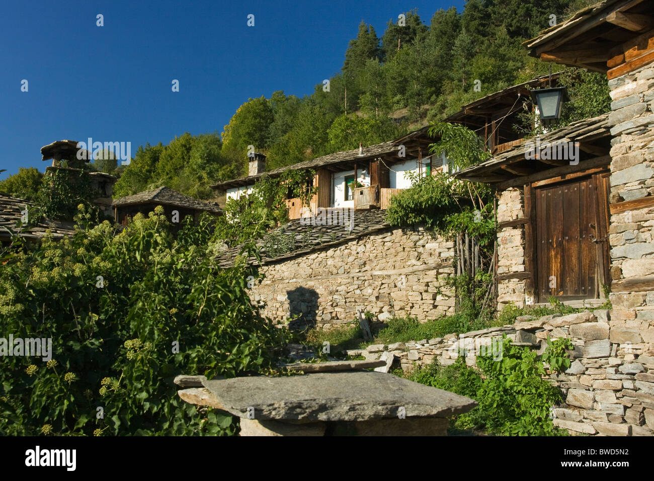 Leshten village, Traditional bulgarian architecture, Gotze Delchev ...