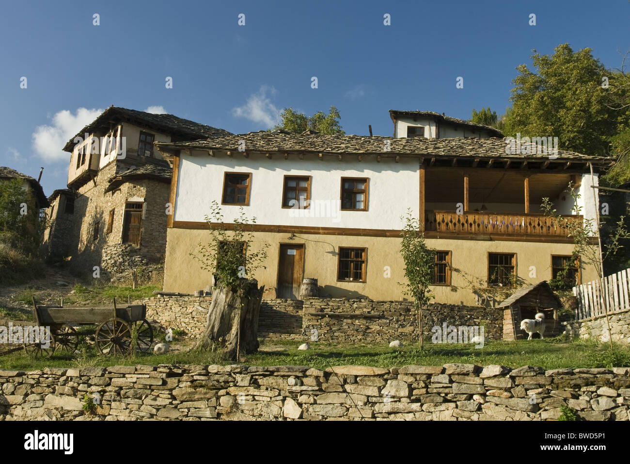 Leshten village, Traditional bulgarian architecture, Gotze Delchev ...