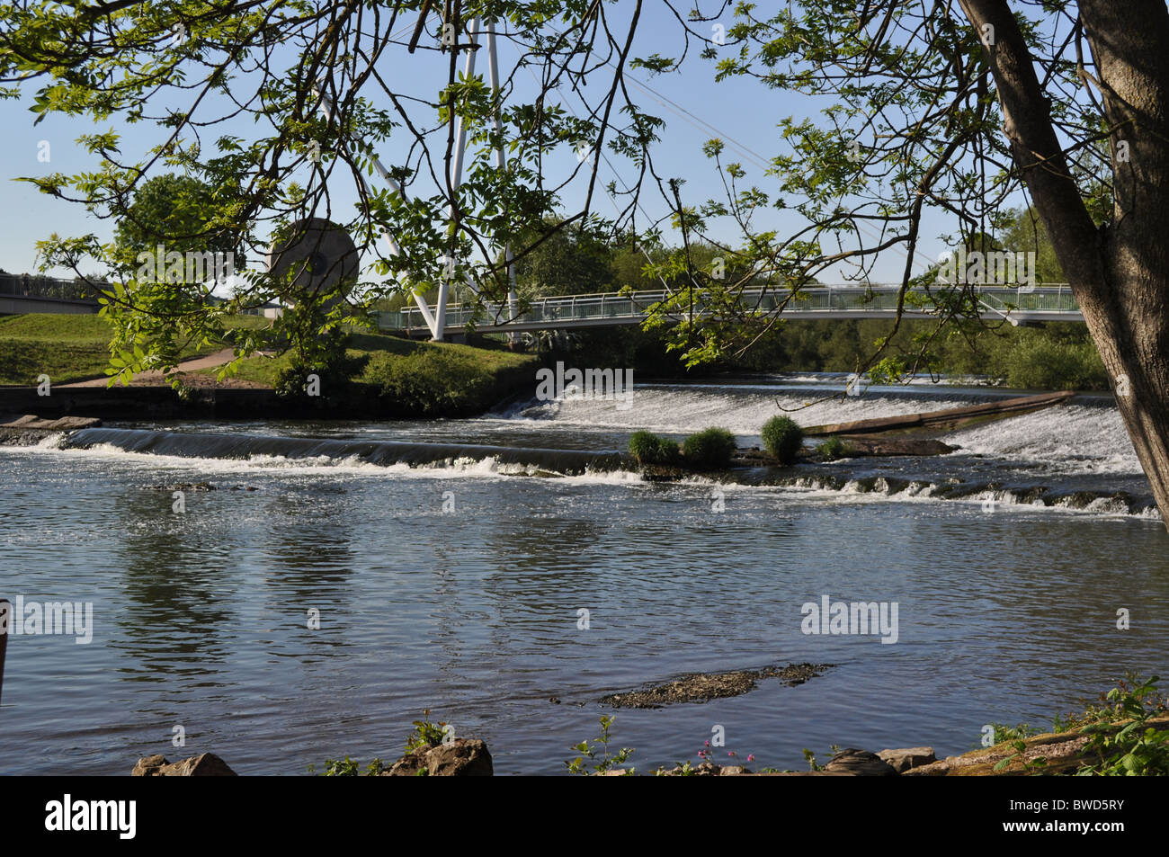 A peaceful and calm scene, at Head weir, on the River Exe, Exeter ...