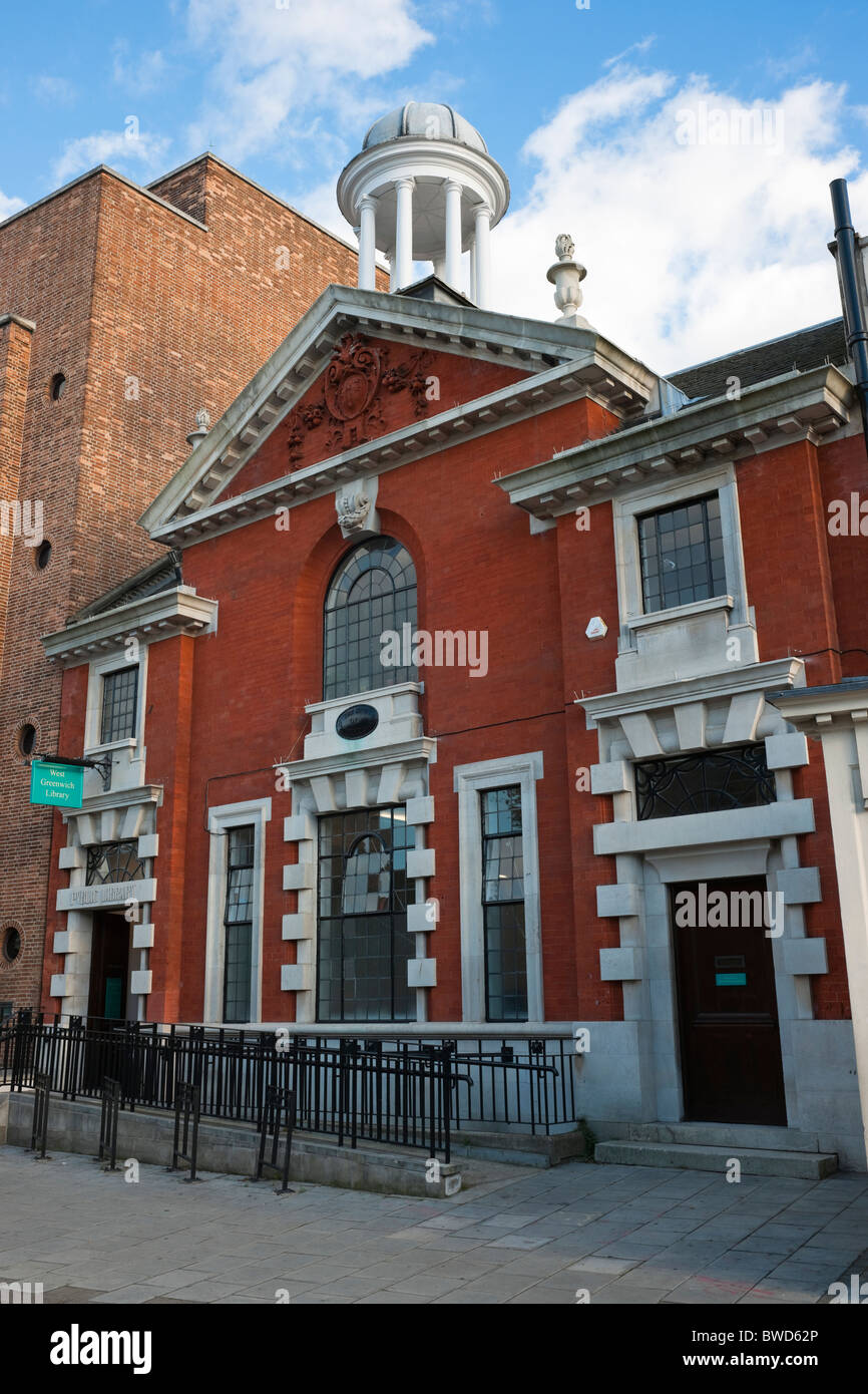 Brick column uk hi-res stock photography and images - Alamy