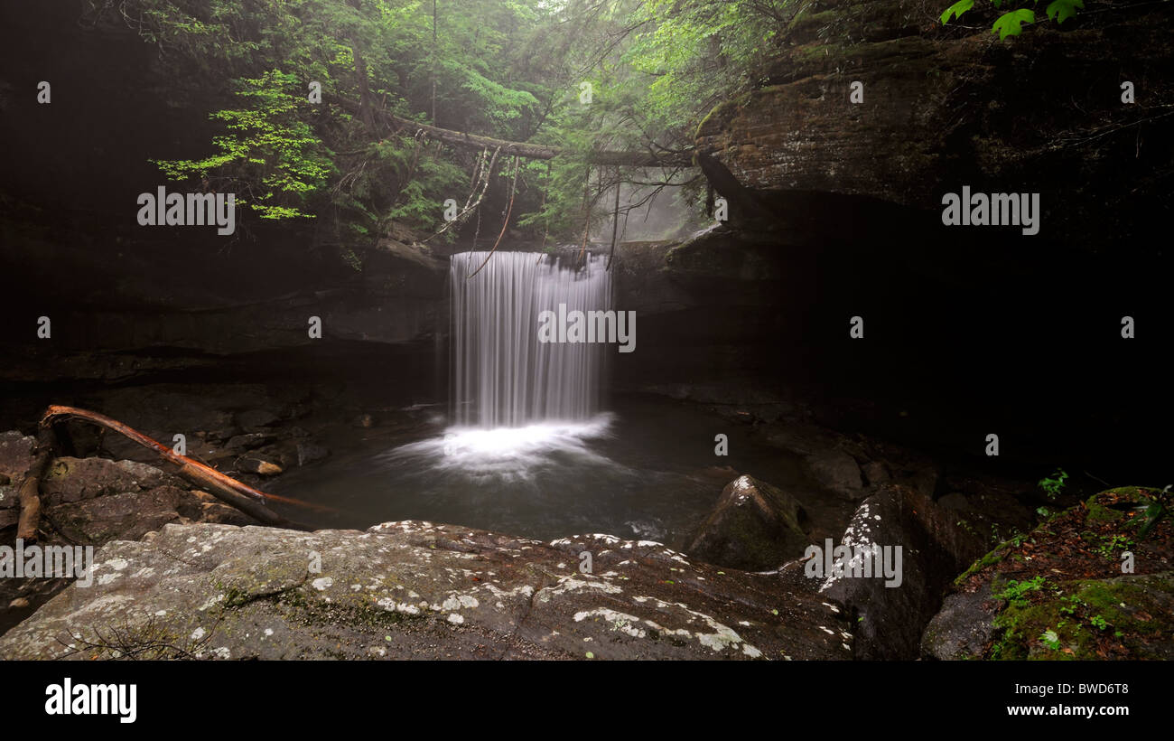 Dog slaughter Falls waterfall Cumberland Falls State Park Kentucky ...