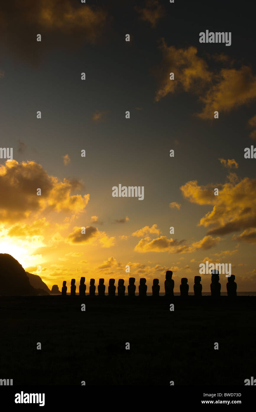 Sunrise for the Moa, Easter Island (Rapa Nui), Chile Stock Photo - Alamy