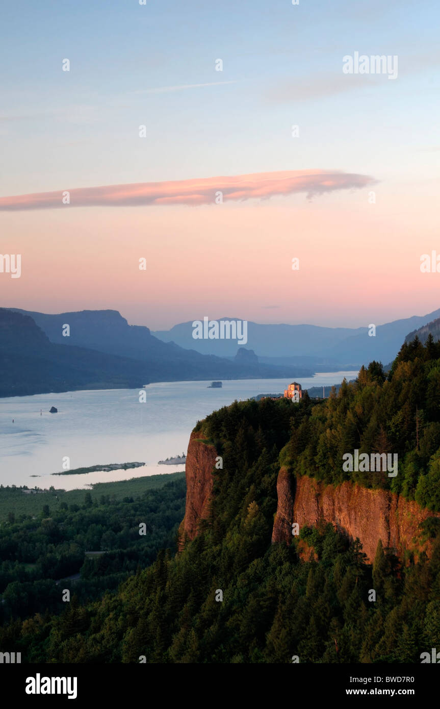 Portland Women's Forum State Scenic Viewpoint oregon Chanticleer Point ...