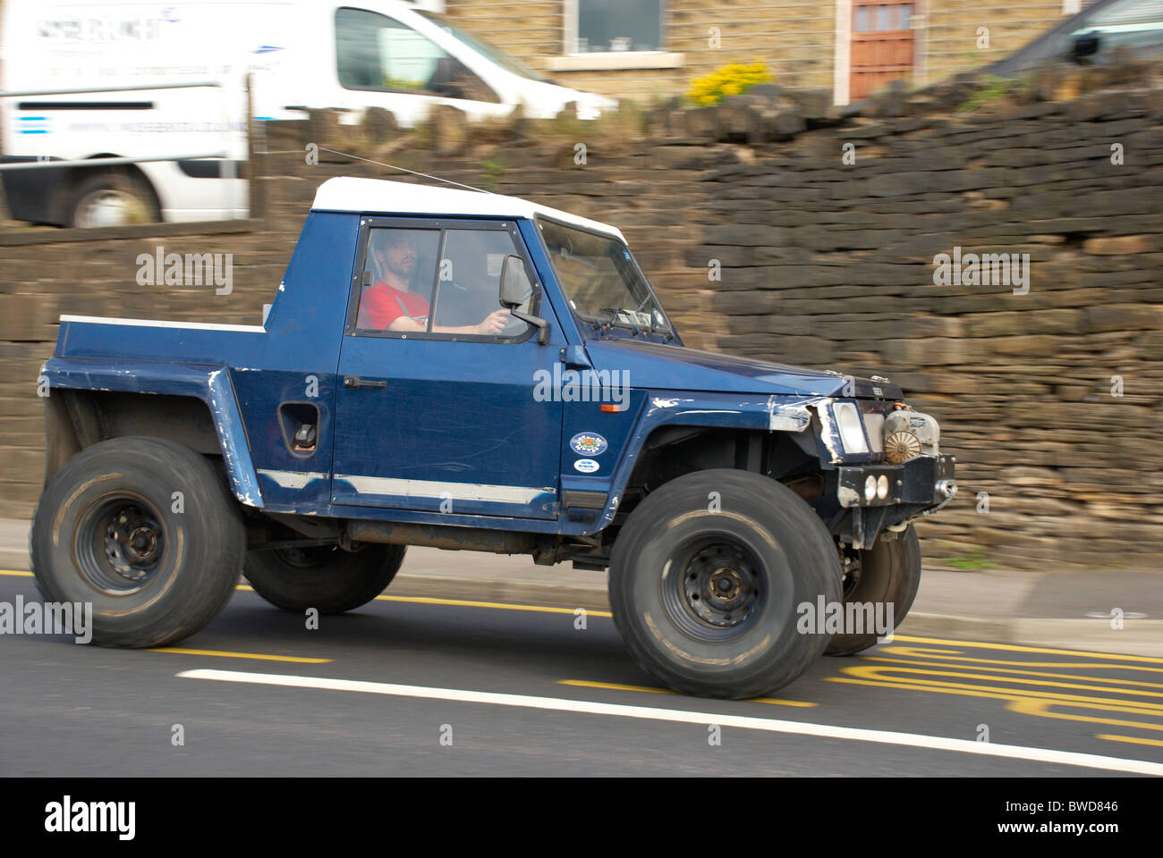 off roader on the road Stock Photo - Alamy