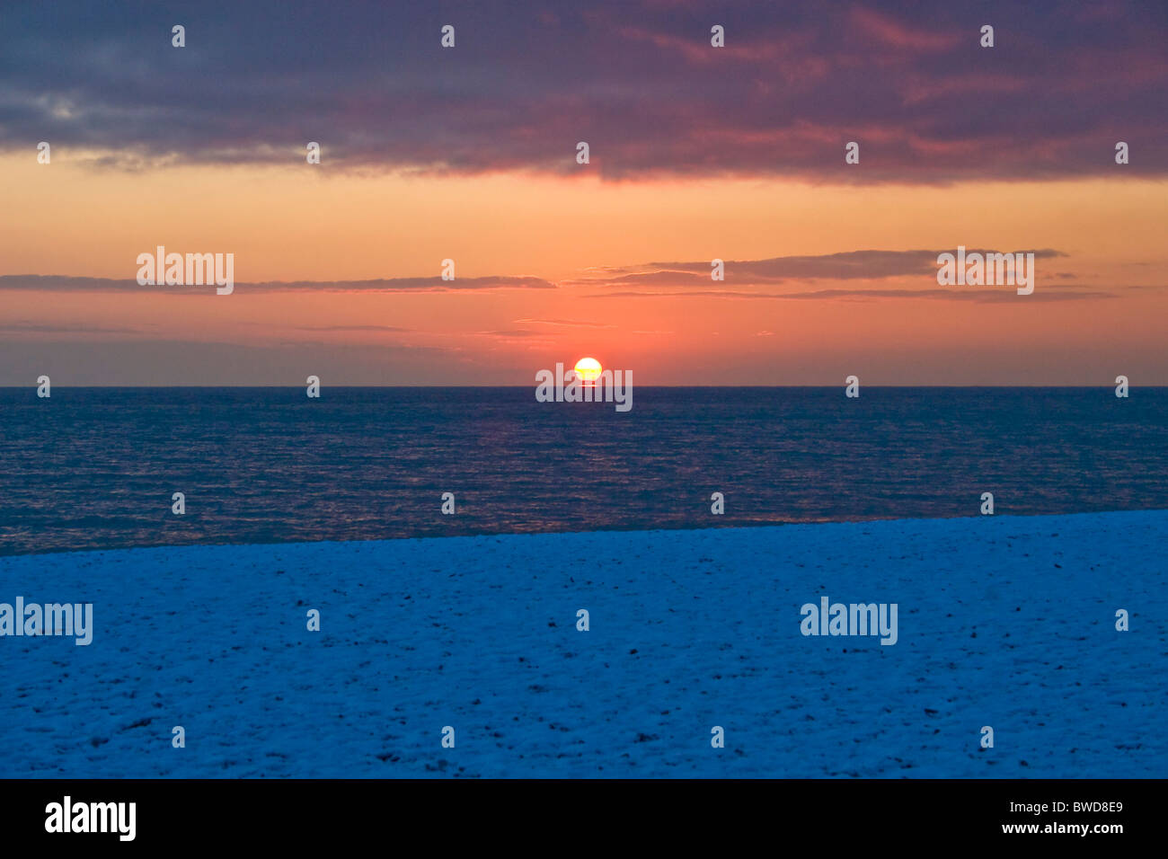 Brighton beach sunset hi-res stock photography and images - Alamy