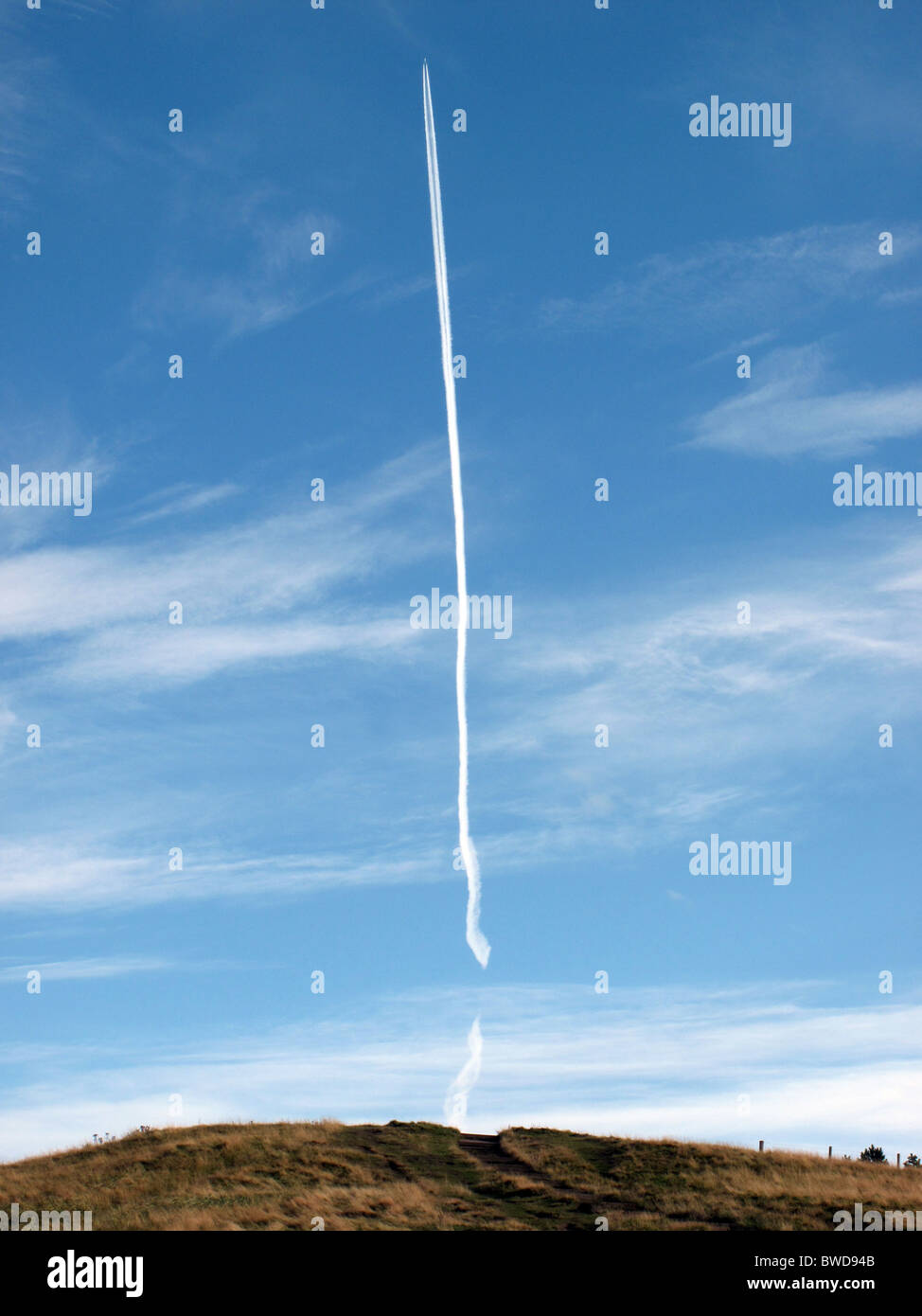 Airplane path hi-res stock photography and images - Alamy
