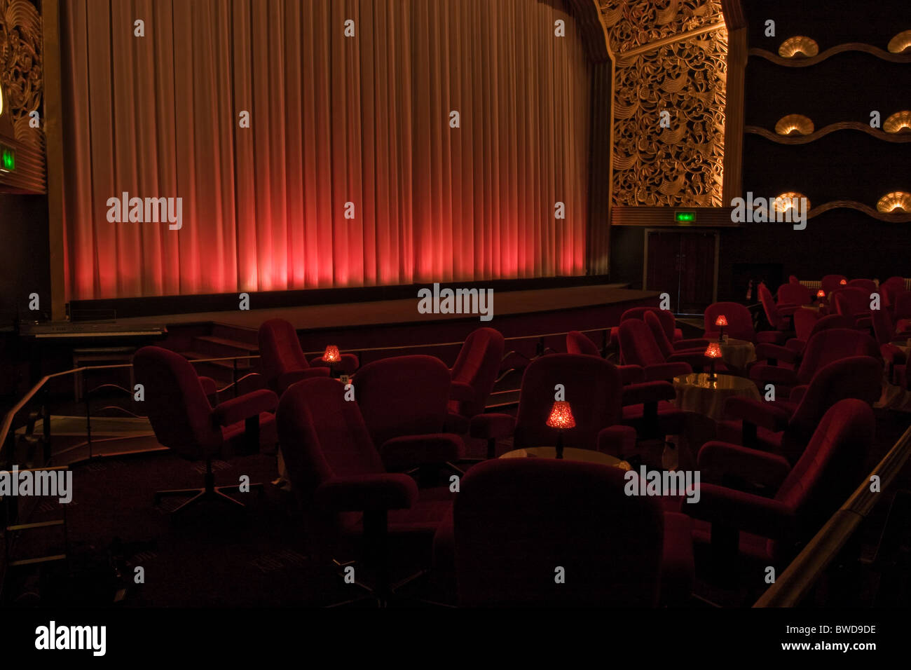 Rex Art deco Cinema - Berkhamsted - Hertfordshire Stock Photo - Alamy