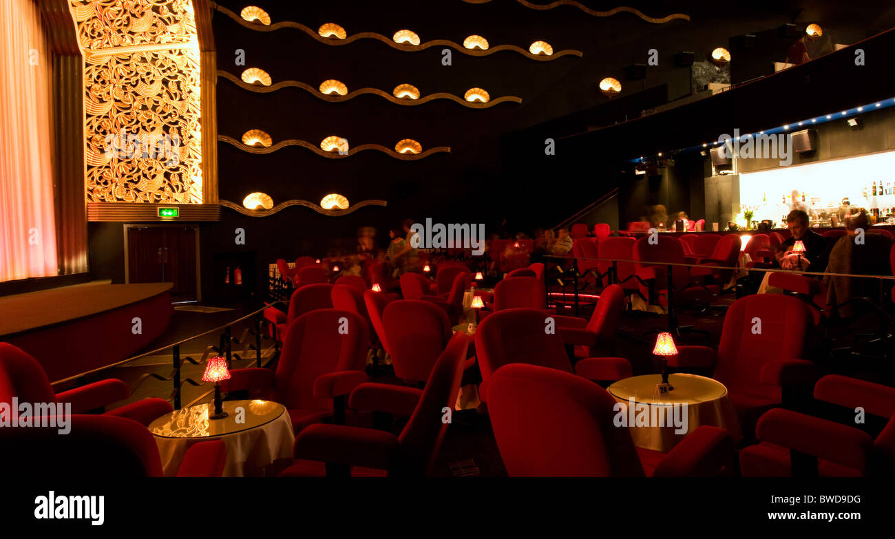 Rex cinema berkhamsted hi-res stock photography and images - Alamy