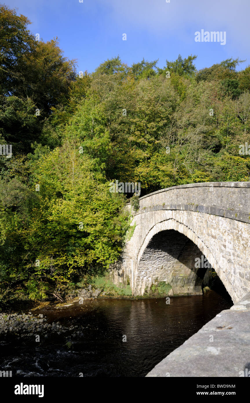Bridge over the River Ure at Aysgarth in the Yorkshire Dales National ...