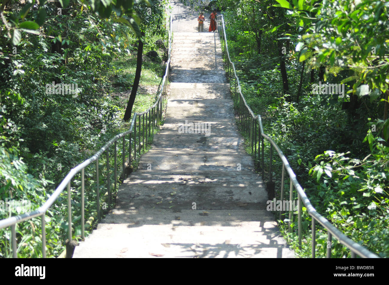 Lead up to hindu temple hi-res stock photography and images - Alamy
