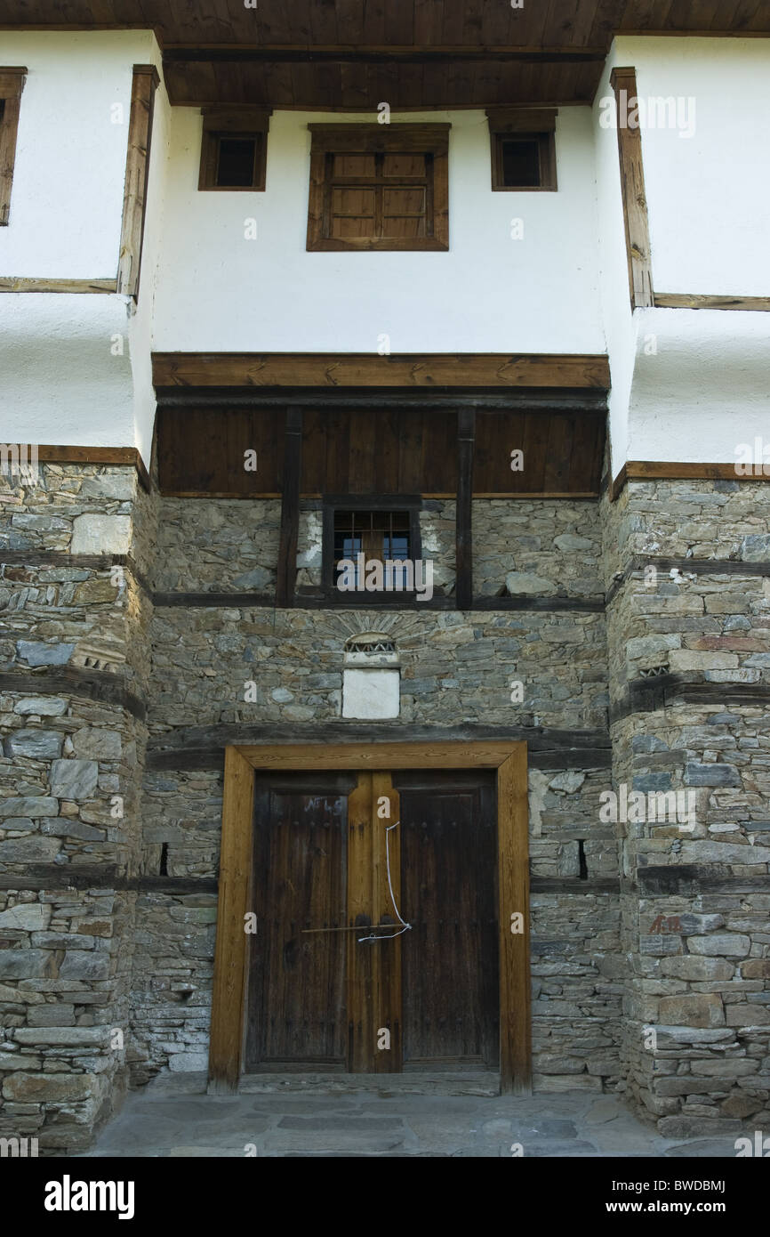 Leshten village, Traditional bulgarian architecture, Gotze Delchev ...