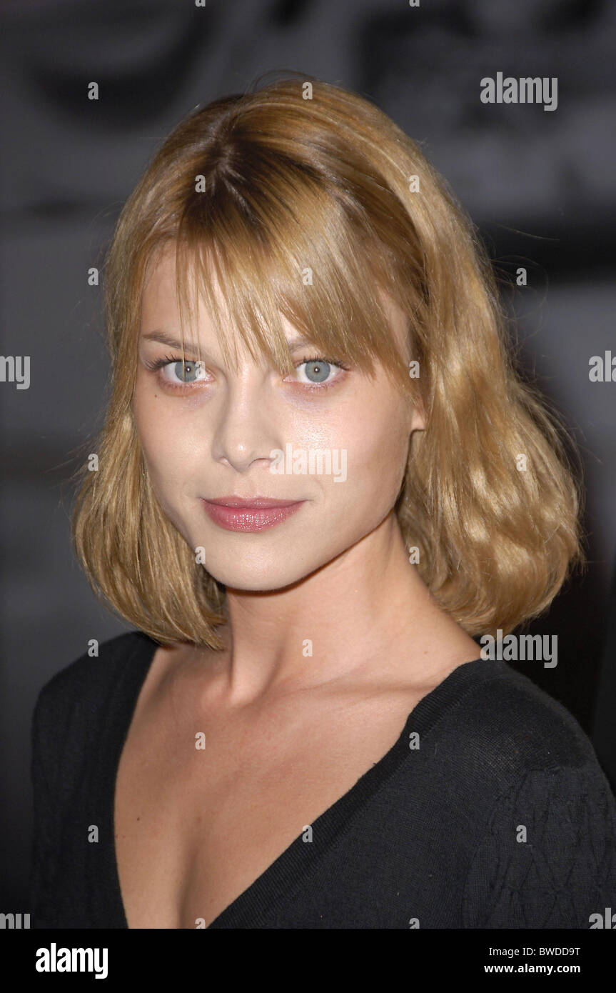 STANDING STILL Premiere Stock Photo - Alamy