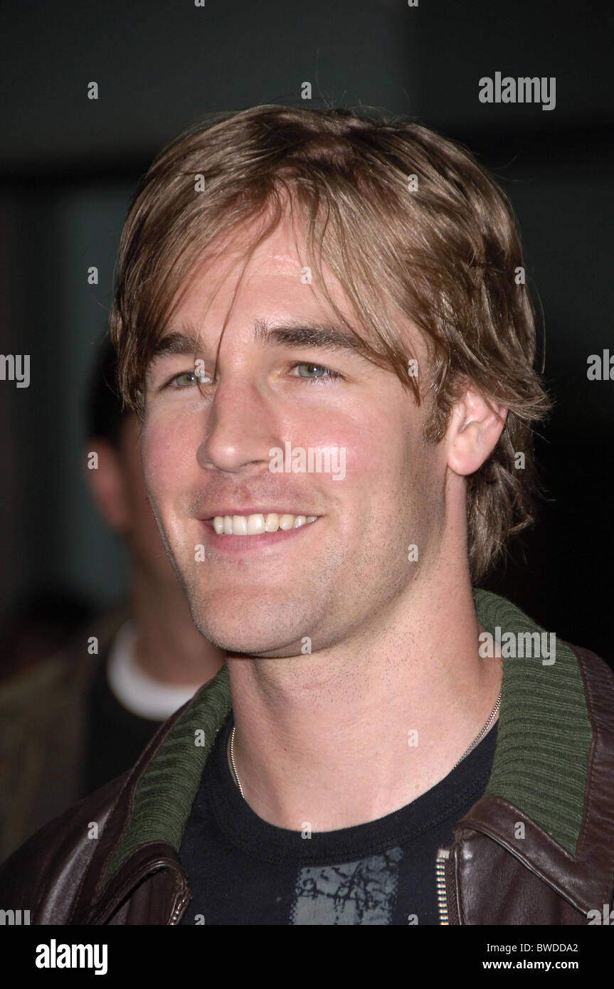 STANDING STILL Premiere Stock Photo - Alamy