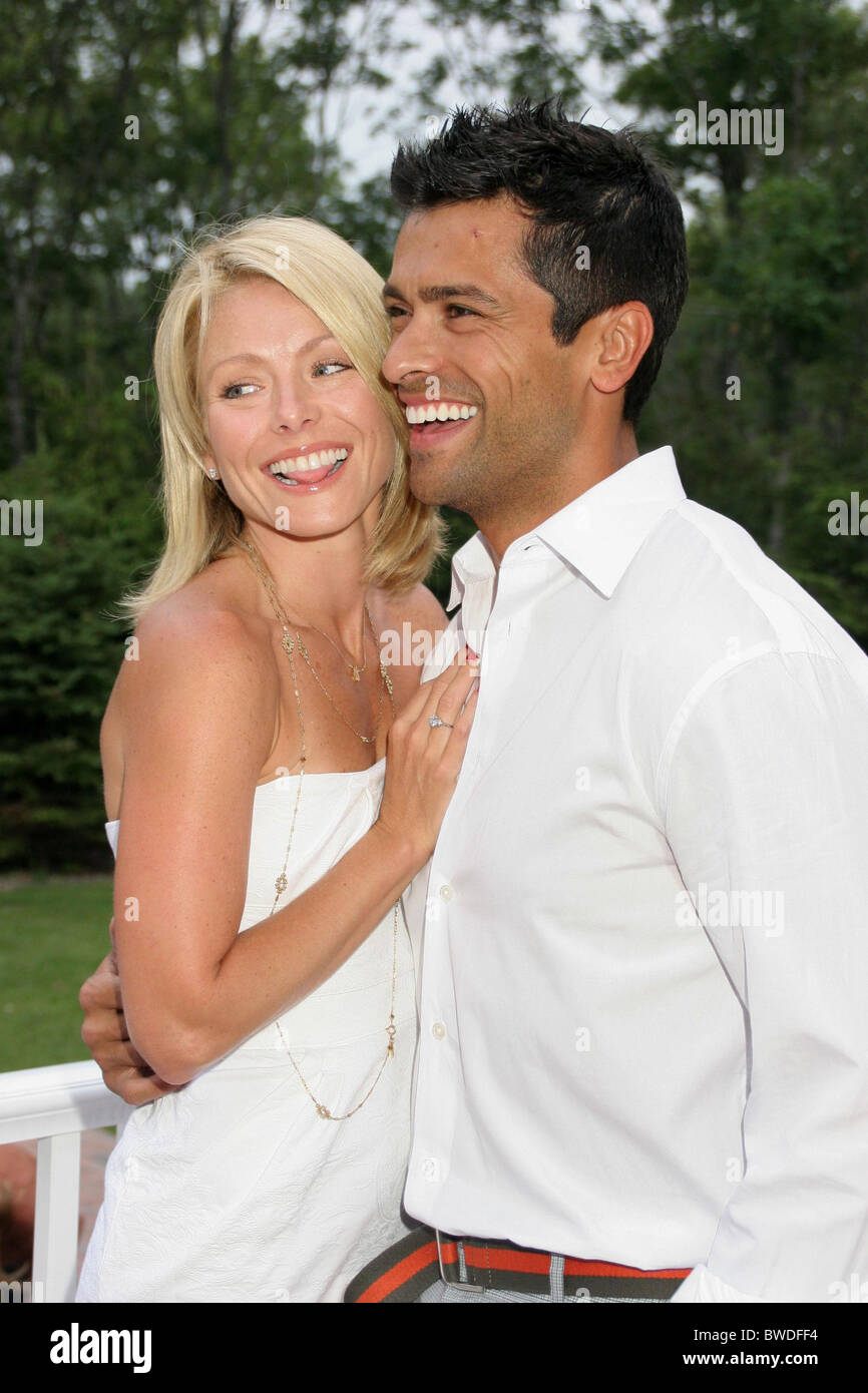Hampton Magazine Party for Cover Girl Kelly Ripa Stock Photo - Alamy