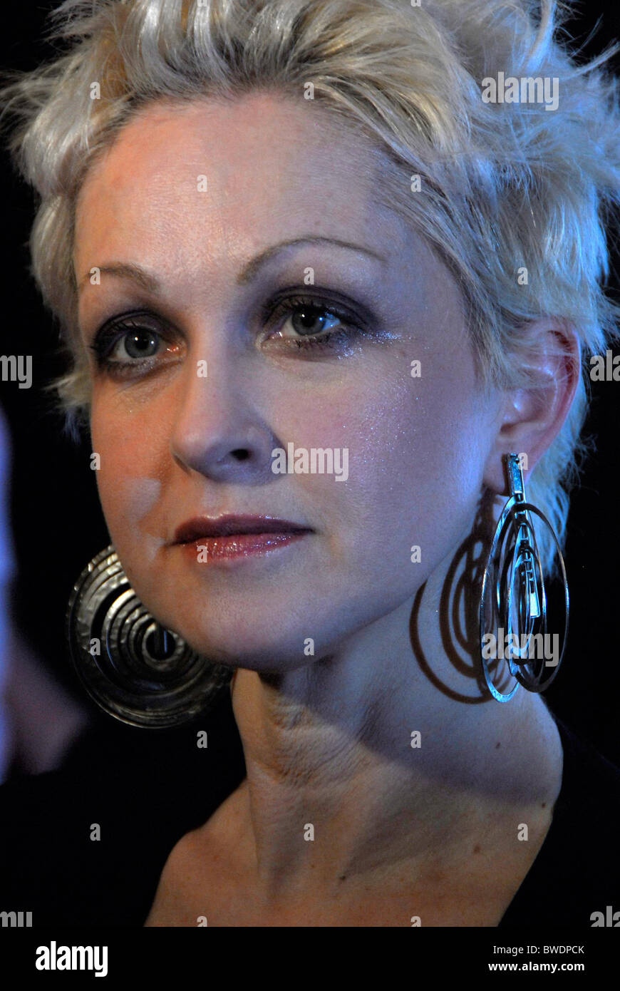 THREE PENNY OPERA Opening Night Stock Photo - Alamy