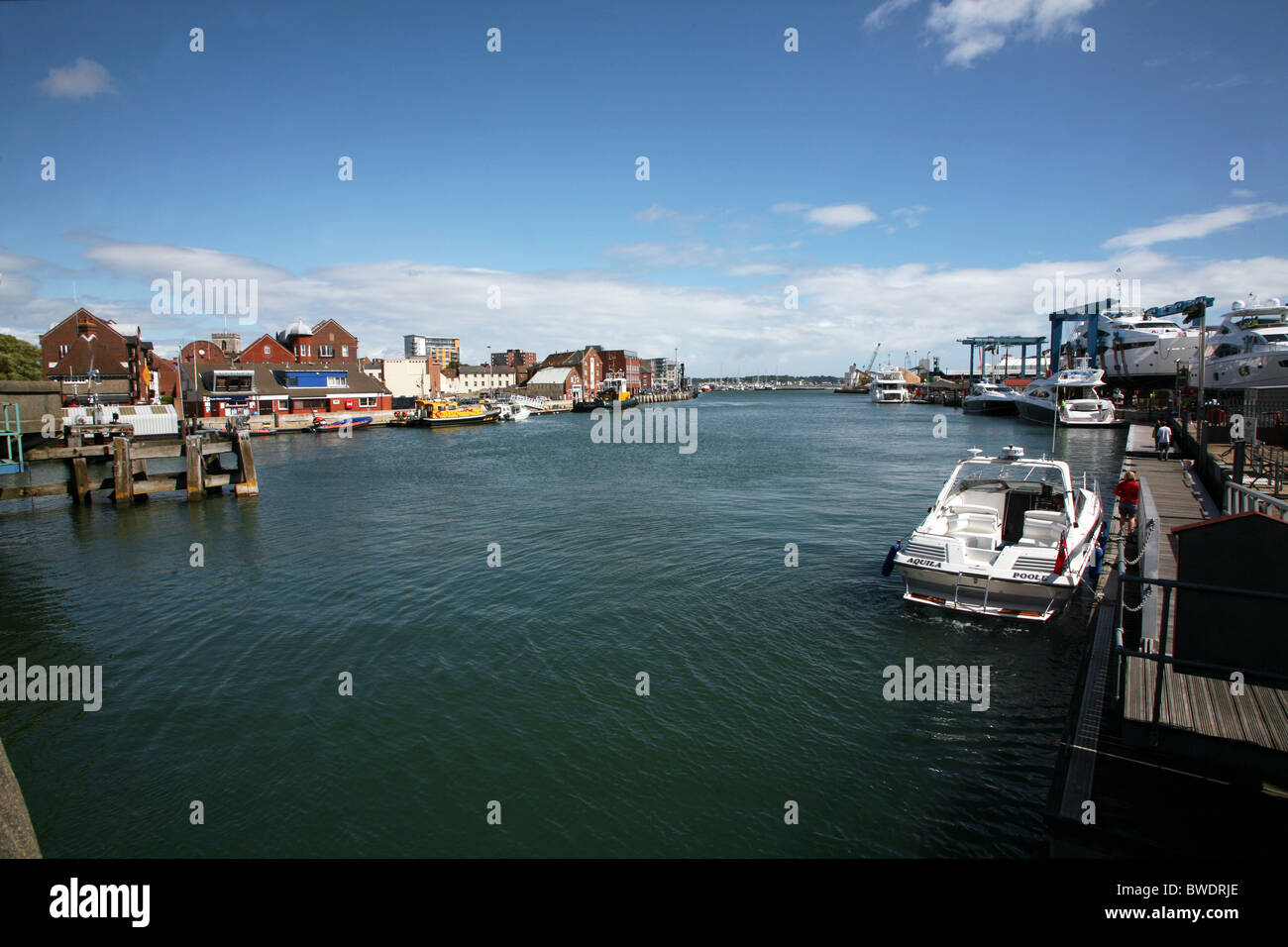 Poole town quay and bridge hi-res stock photography and images - Alamy