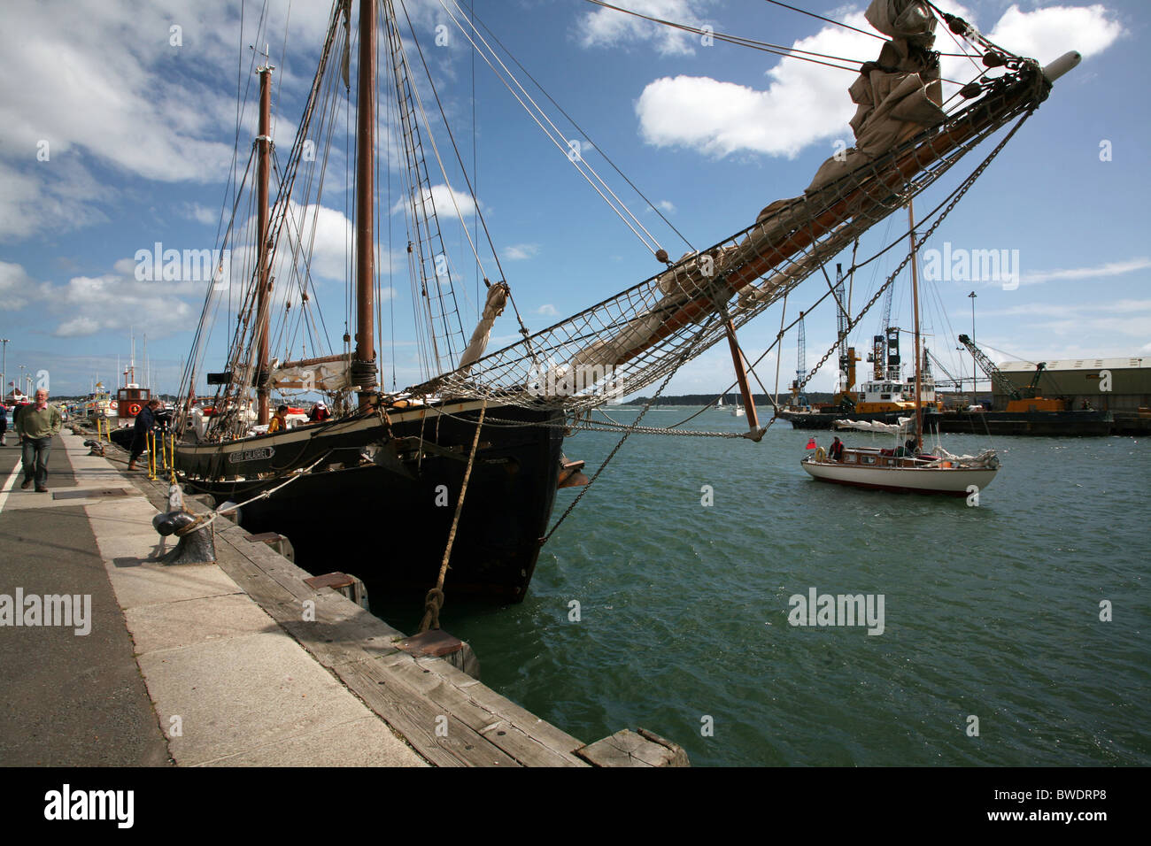 Sailing ship moored alongside Poole Quay Stock Photo - Alamy