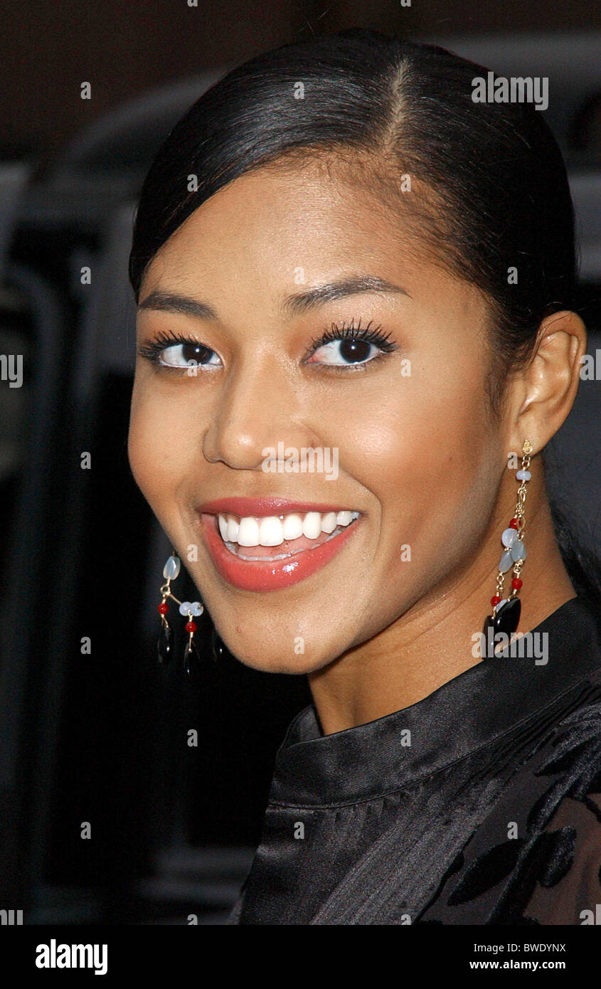 Max Azria Spring/Summer 2007 Fashion Show Stock Photo - Alamy