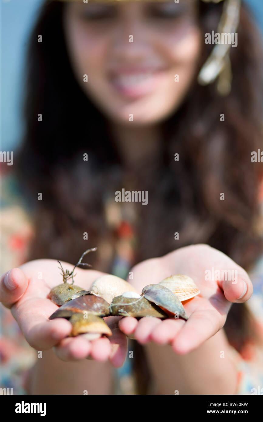 Finding shells hi-res stock photography and images - Alamy