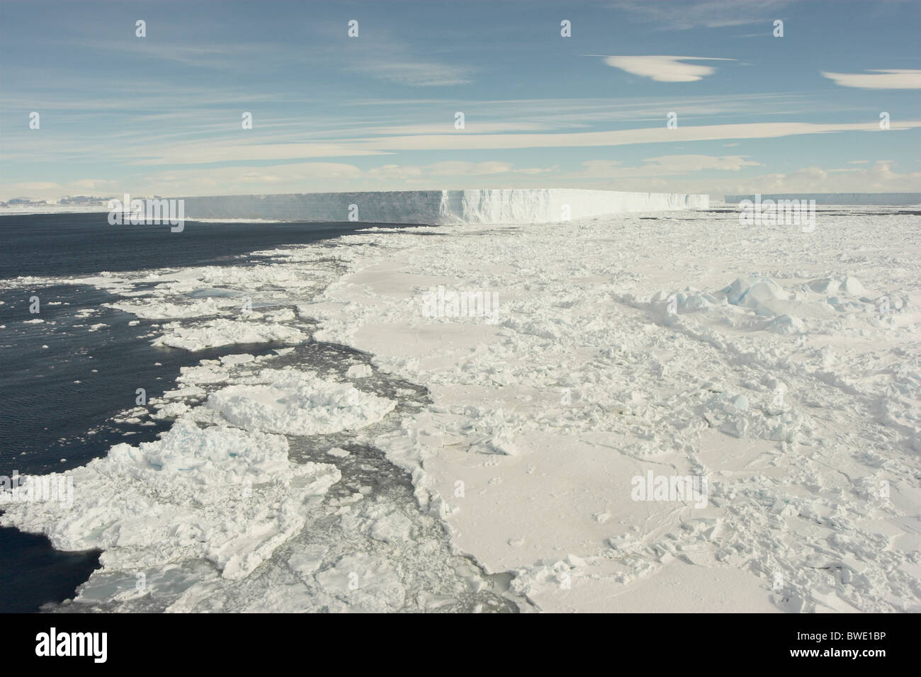 Fast ice edge hi-res stock photography and images - Alamy