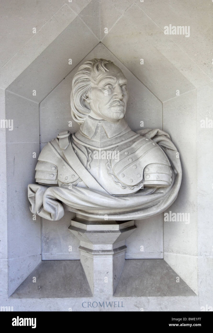 Oliver Cromwell bust in Portland stone, sculptor Tim Crawley, Guildhall ...