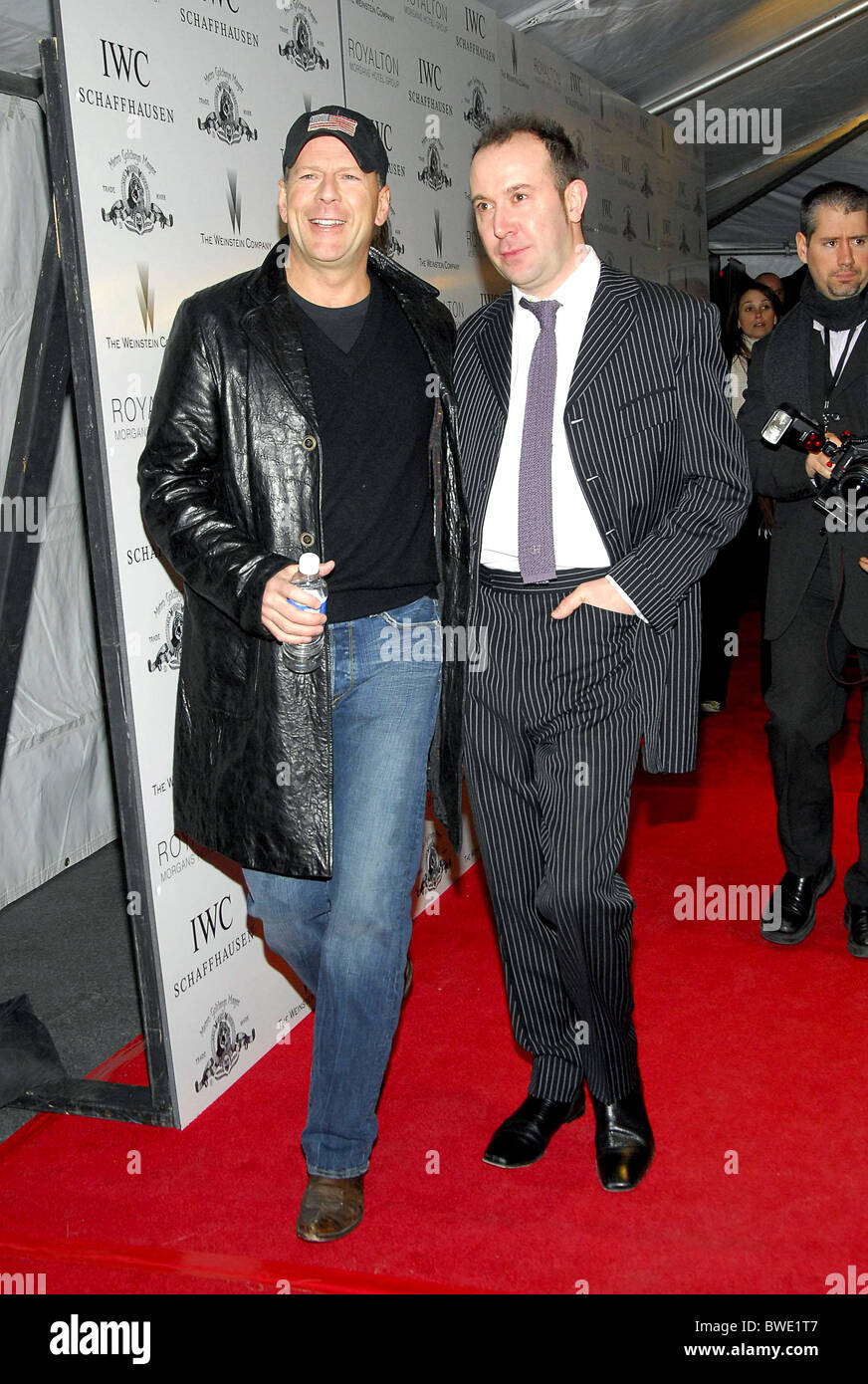 LUCKY NUMBER SLEVIN Premiere Stock Photo - Alamy