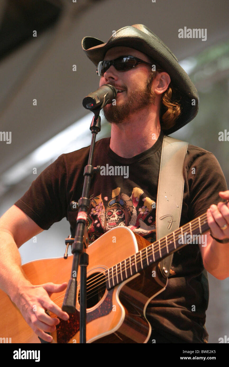 Brian mccomas hi-res stock photography and images - Alamy