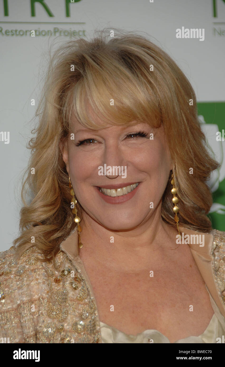 Bette Midler's New York Restoration Project 5th Annual Spring Picnic ...