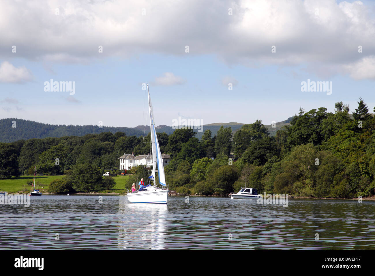 WHITE YACHT BOAT LAKE ULLSWATER CUMBRIA ENGLAND LAKE DISTRICT CUMBRIA ...