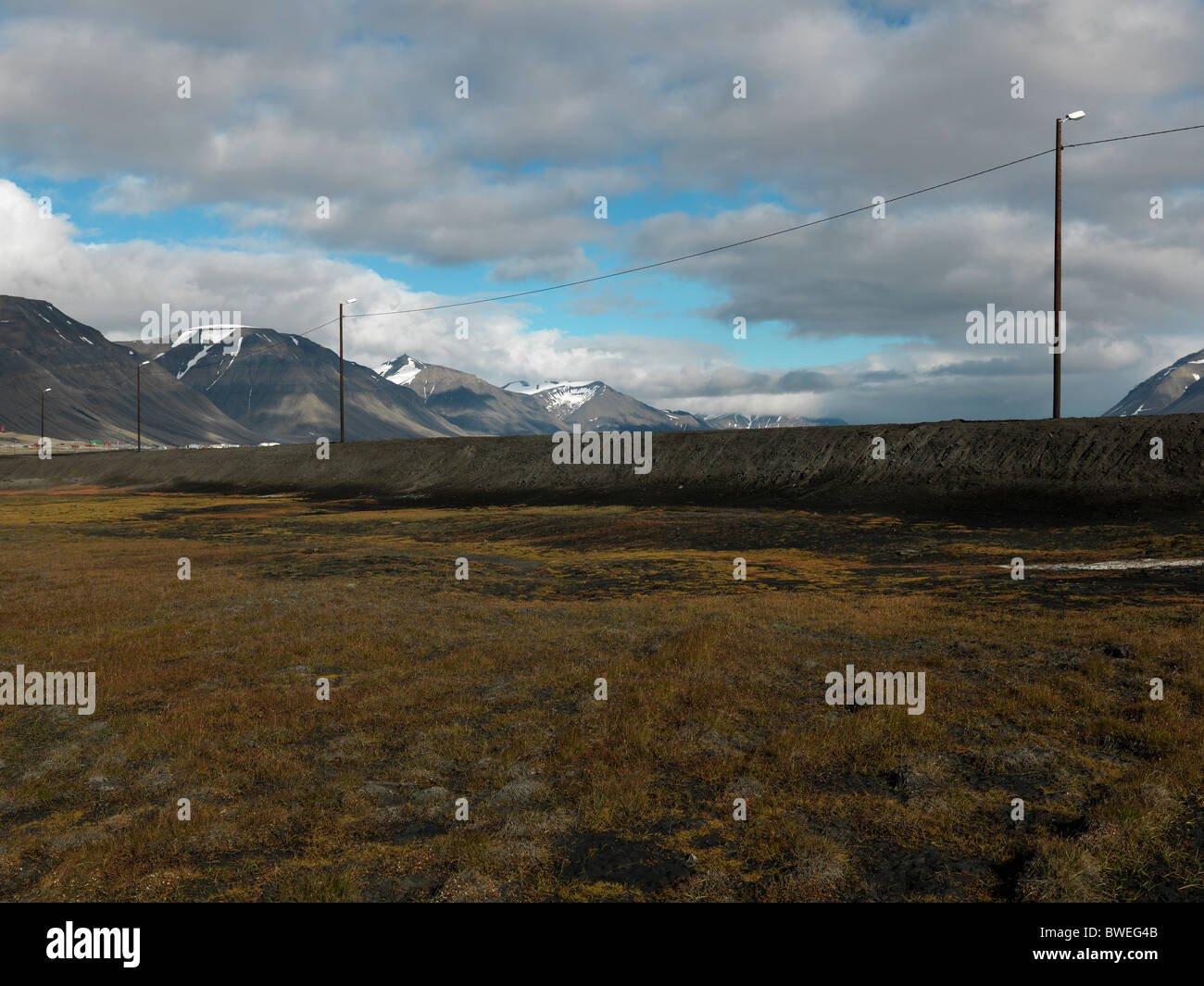 Svalbard landscape hi-res stock photography and images - Alamy