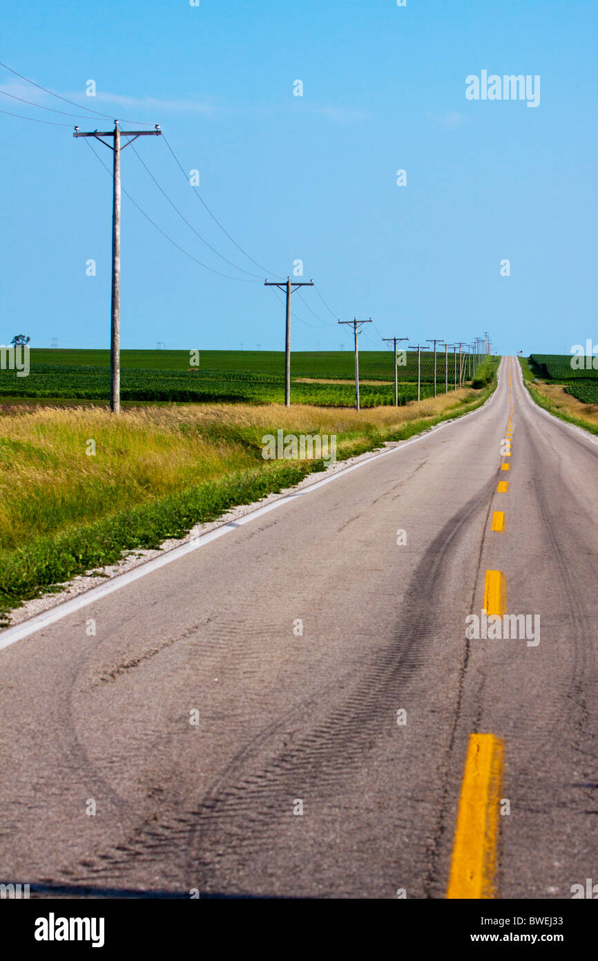 A county road crosses the countryside in Central Illinois Stock Photo ...