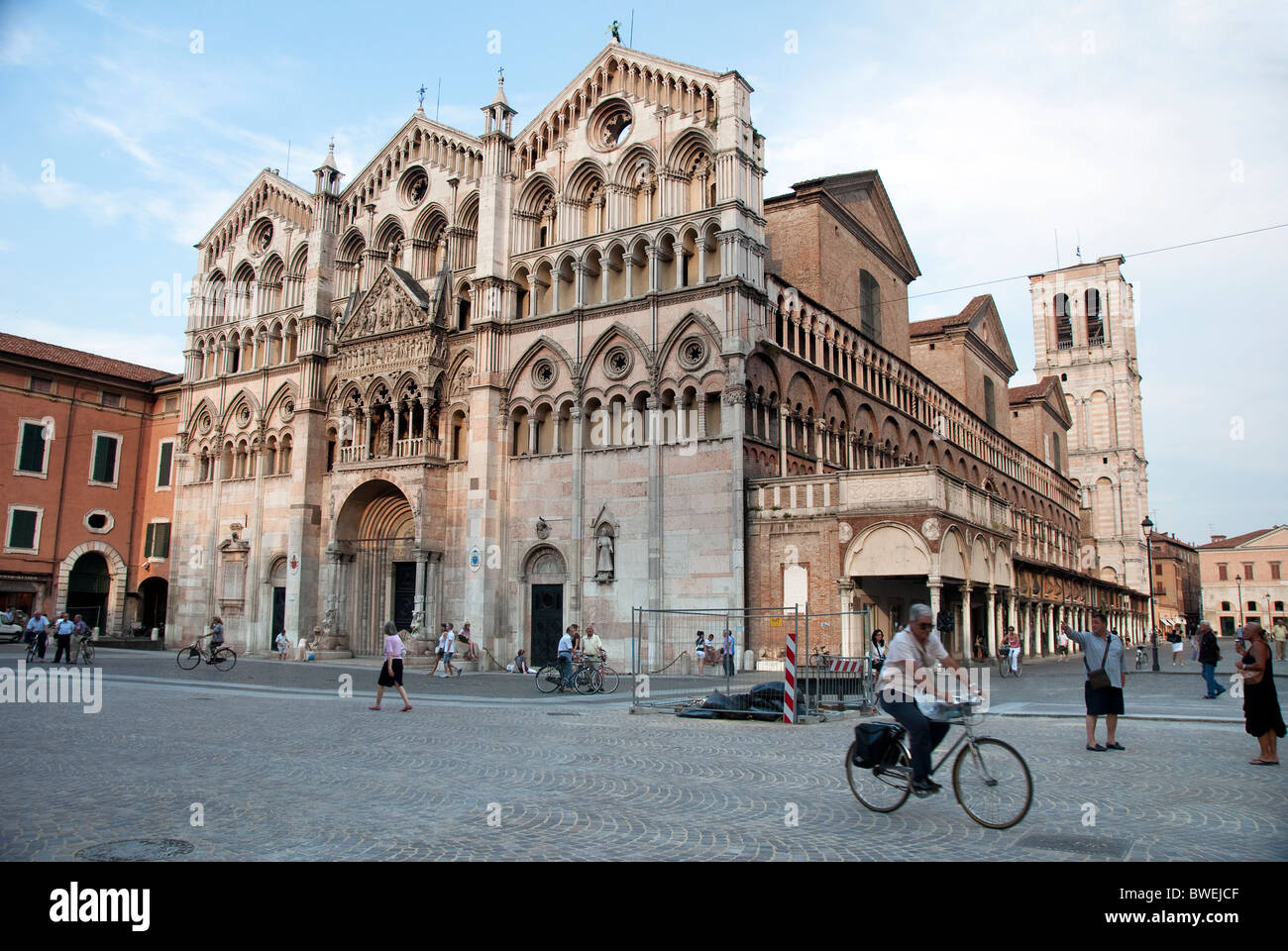 Ferrara cathedral hi-res stock photography and images - Alamy