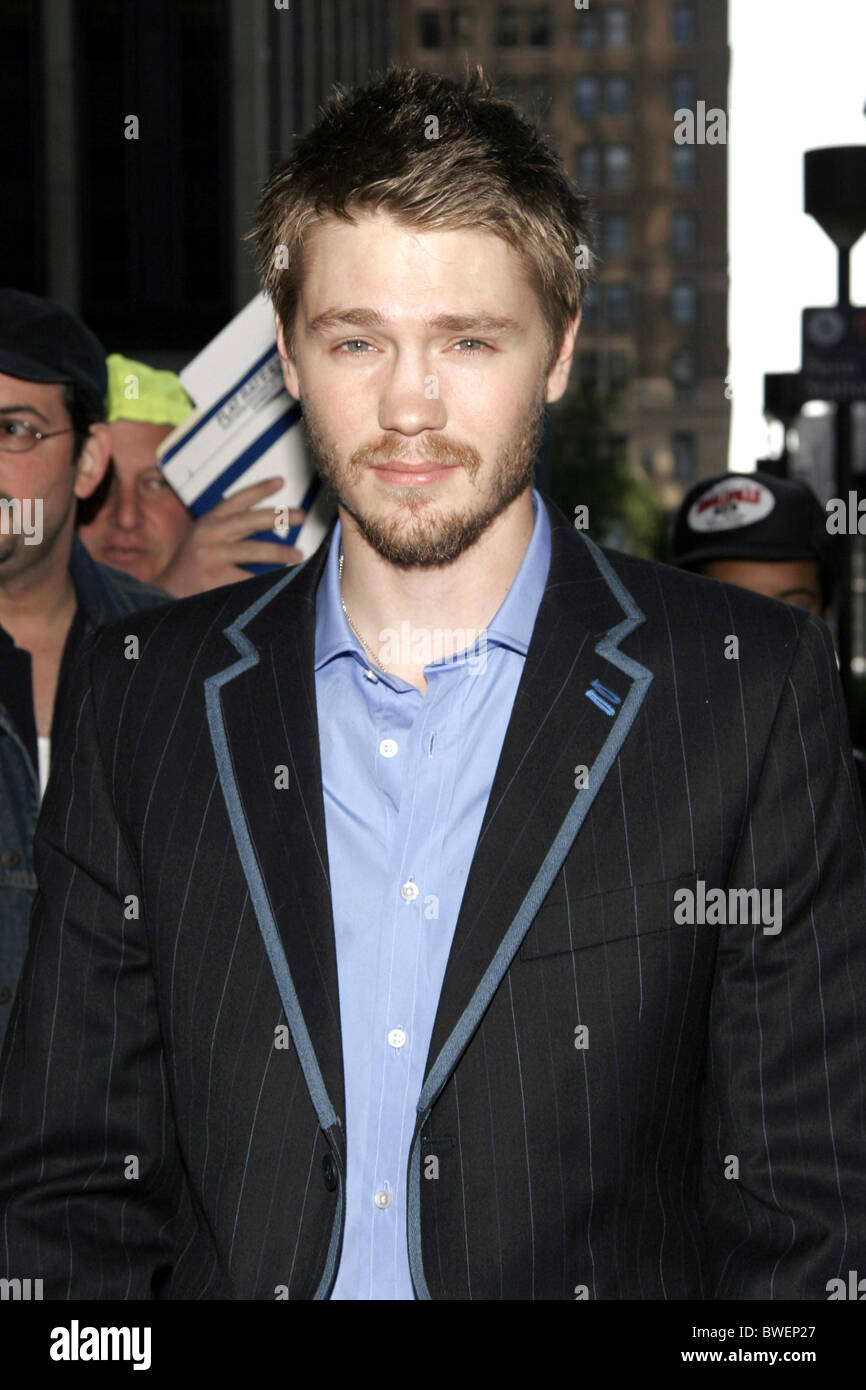 WB Network Upfront Primetime Preview Stock Photo - Alamy