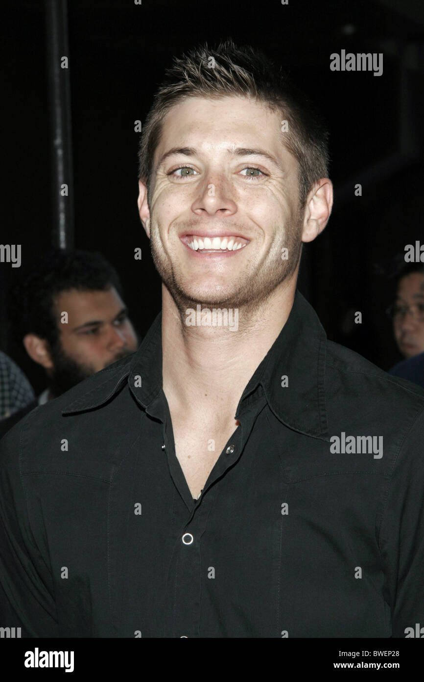 WB Network Upfront Primetime Preview Stock Photo - Alamy