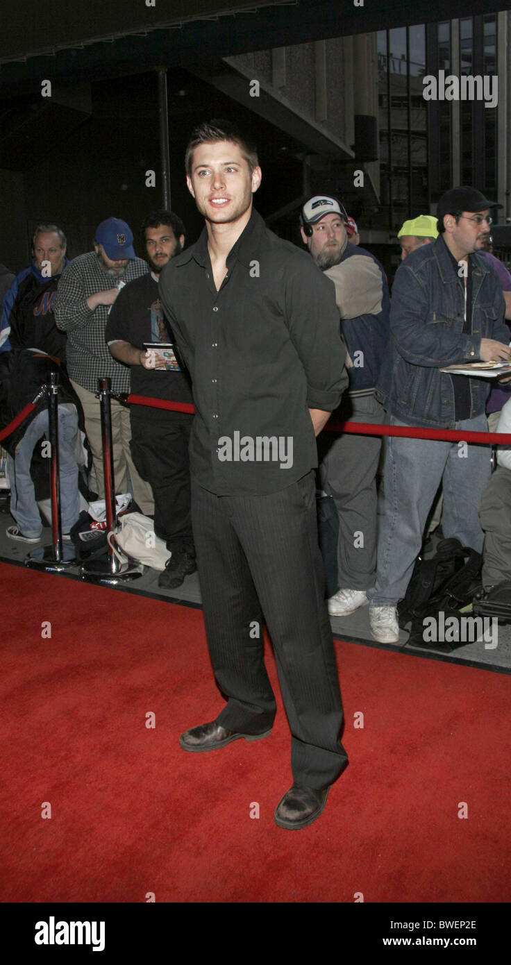 WB Network Upfront Primetime Preview Stock Photo - Alamy