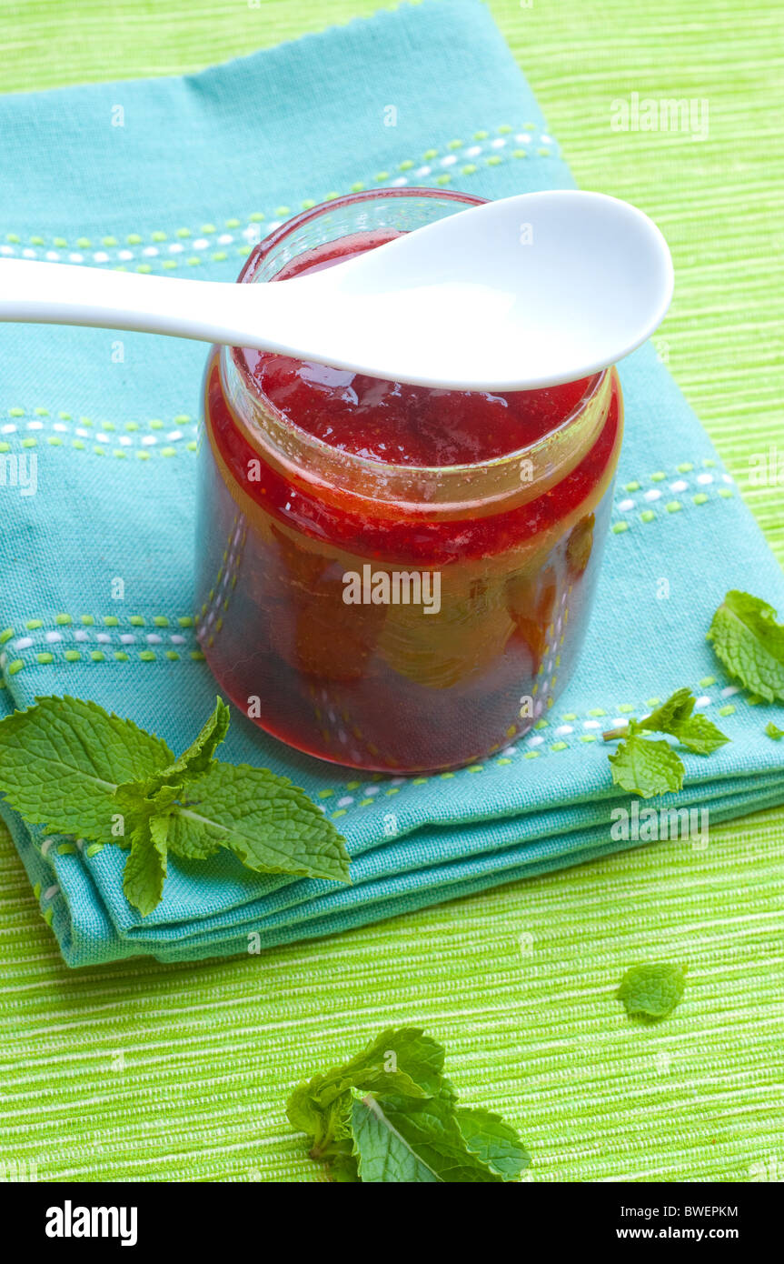Toast berry jam green hi-res stock photography and images - Alamy