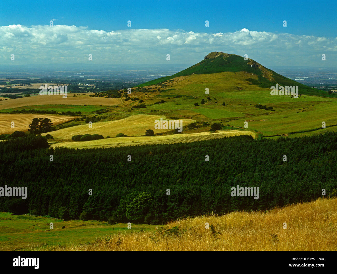 A summer-time view of Roseberry Topping in North Yorkshire Stock Photo ...