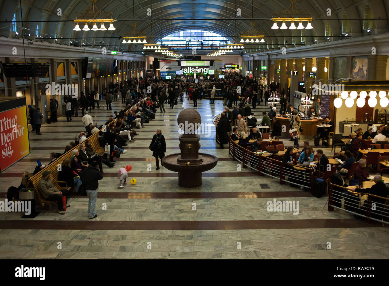 Stockholm Central Station main hall Stock Photo - Alamy