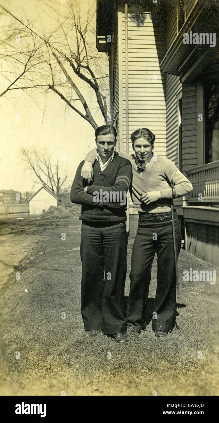 Fashion 1920s hi-res stock photography and images - Alamy