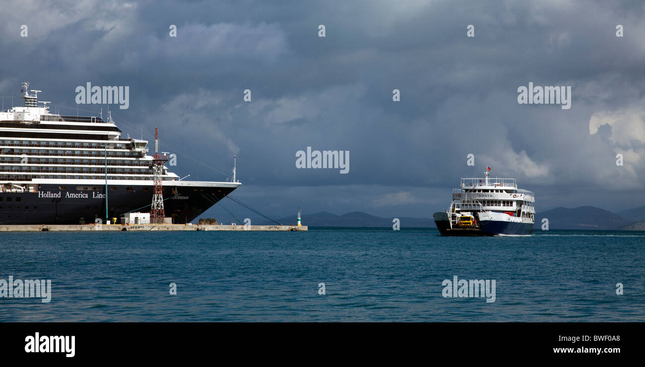 Ferry boat cars hi-res stock photography and images - Alamy