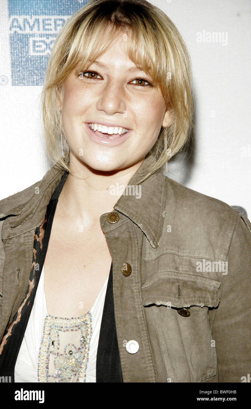 Ari leon hi-res stock photography and images - Alamy